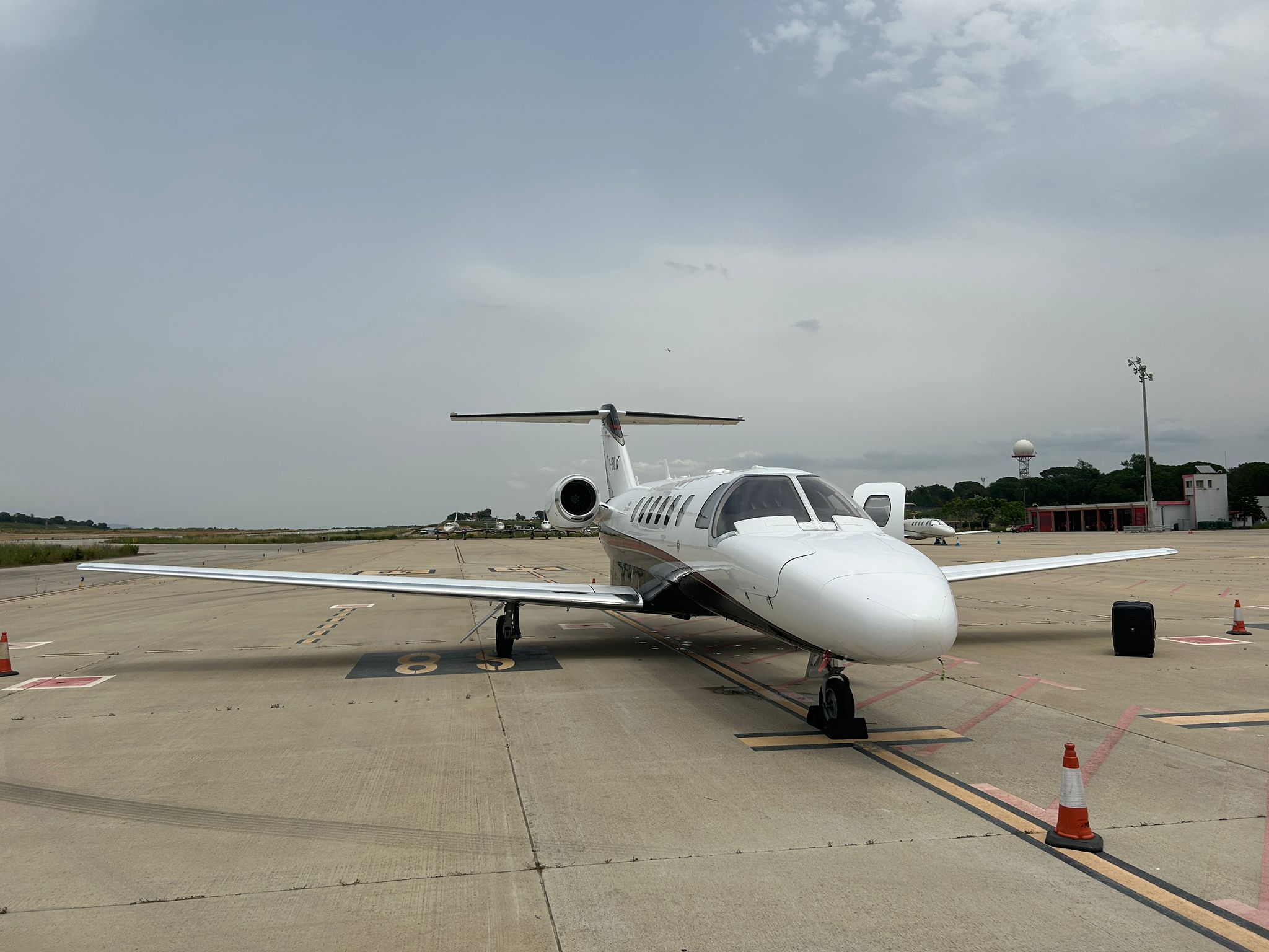 Aircraft Sales Brokers: The Risk of Using Multiple!